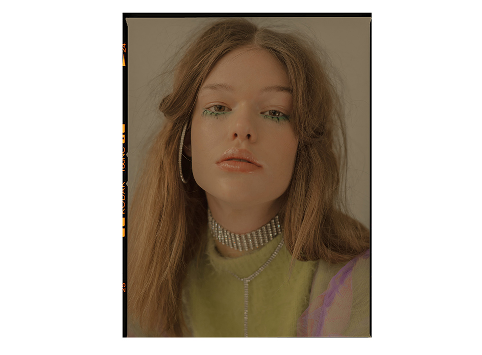 MOVING OUT | cake-mag.com